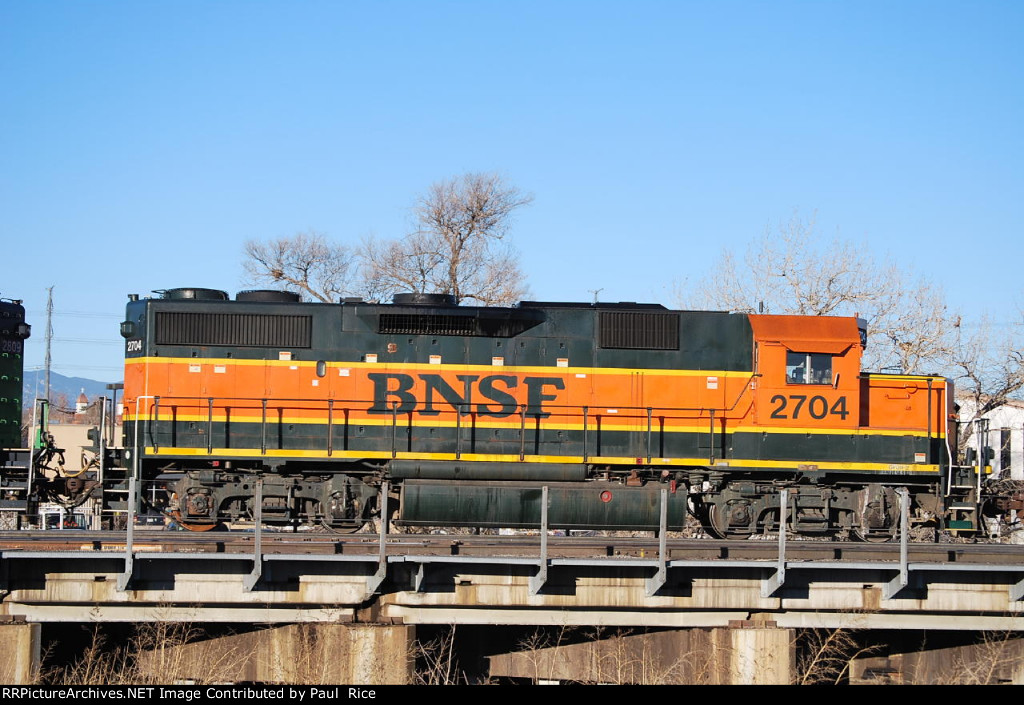 BNSF 2704